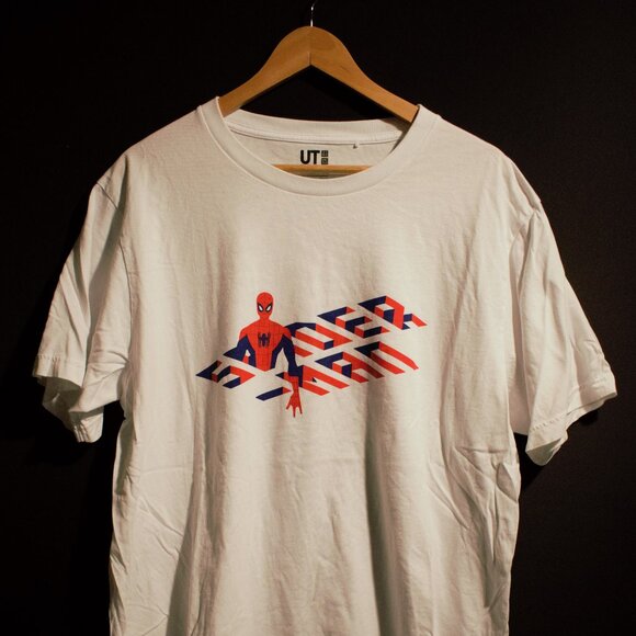 Uniqlo | Shirts | Uniqlo Ut Marvels Spiderman Graphic Tee Size Xl ...